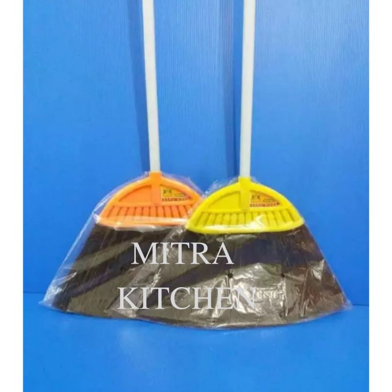 Jual Sapu Injuk Sedang Sapu Injuk 2 Macan Sapu Injuk Lantai | Shopee ...