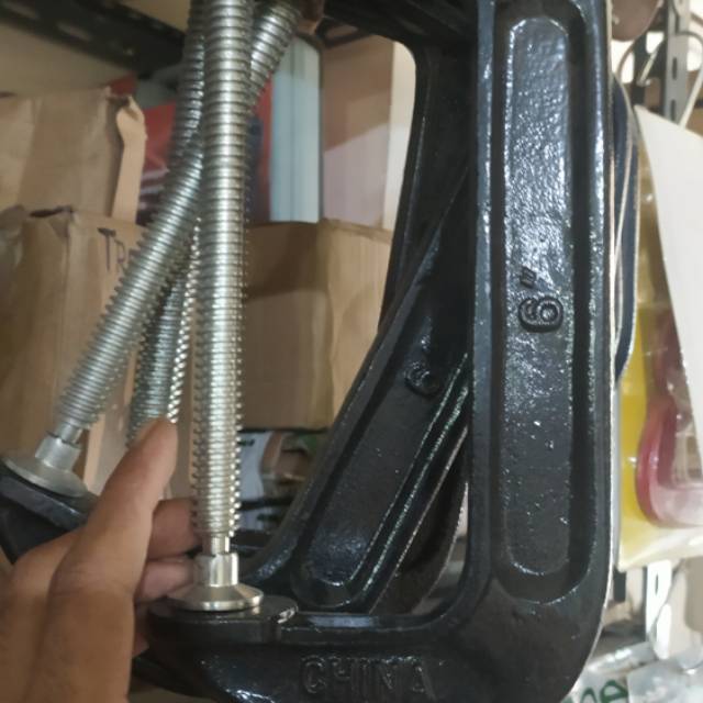 Jual Alat Penjepit Model C-Clamp 6 inch Clamp C Heavy Duty Type ...