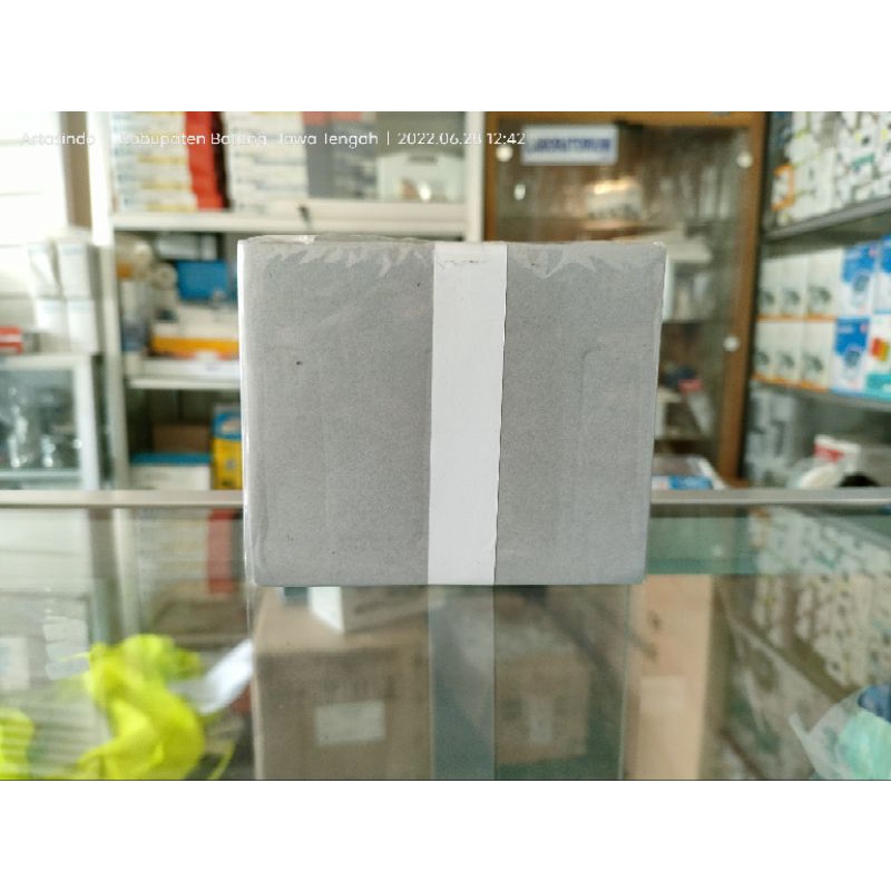 Jual Kertas Puyer sedang dan besar warna putih dan abu abu | Shopee Indonesia