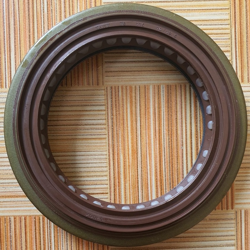 Jual OIL SEAL RODA BELAKANG DALAM DYNA HINO DUTRO LT125 90311-78001 | Shopee Indonesia