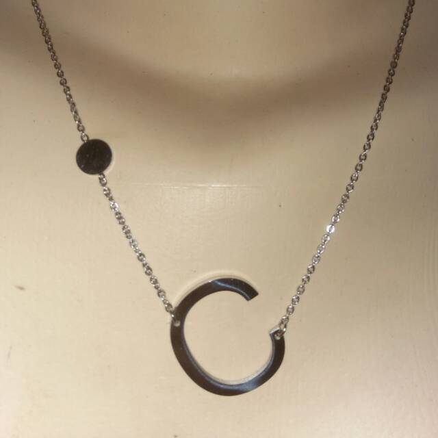 Jual Kalung titanium premium inisial C UBS silver | Shopee Indonesia