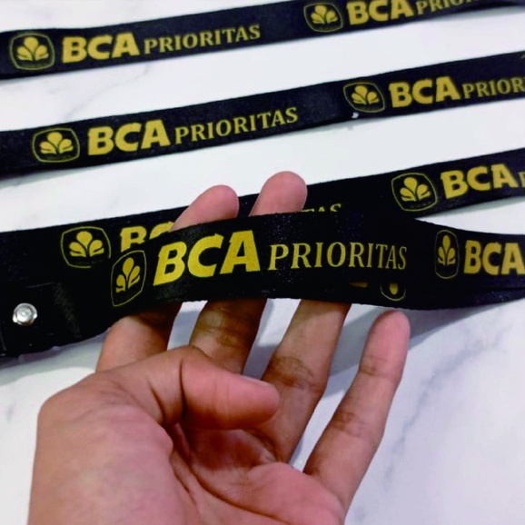 Jual Lanyard Bank BCA-PRIORITAS Hitam / Lanyard Custom Printing 2 Sisi ...