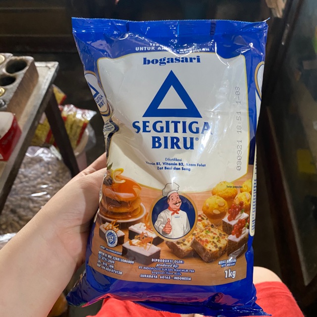 Jual TEPUNG TERIGU SEGITIGA BIRU PREMIUM 1000GRAM | Shopee Indonesia