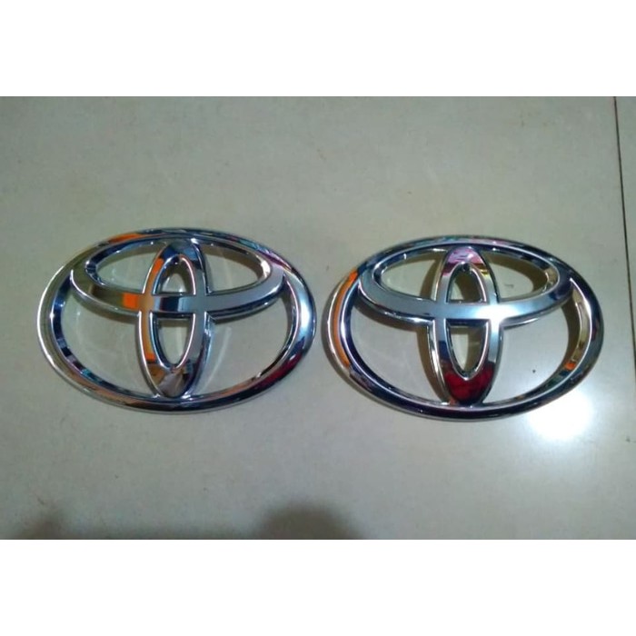 Jual LOGO - EMBLEM DEPAN TOYOTA INNOVA REBORN CHROME - LDINVR | Shopee ...