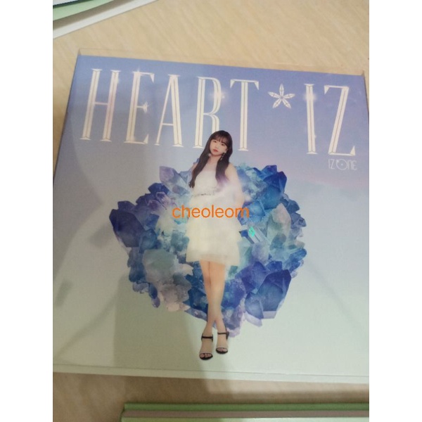 Jual IZ*ONE 2nd Mini Album - HEART*IZ - album only / unsealed, photocard wonyoung wony yujin ...
