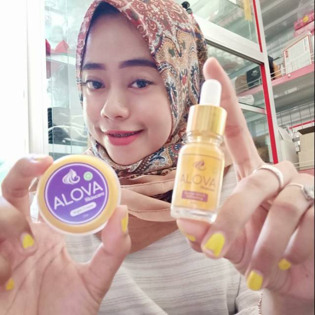 Jual Paket lengkap dengan serum GOLD WHITENING ALOVA SKINCARE | Shopee ...