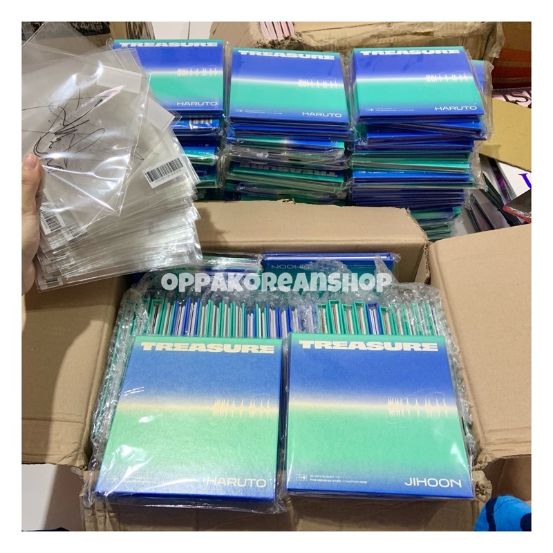 Jual [READY] TREASURE - 1st MINI ALBUM THE SECOND STEP : CHAPTER ONE ...
