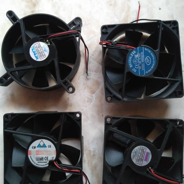 Jual Fan Dc 12V / kipas pendingin komponen | Shopee Indonesia
