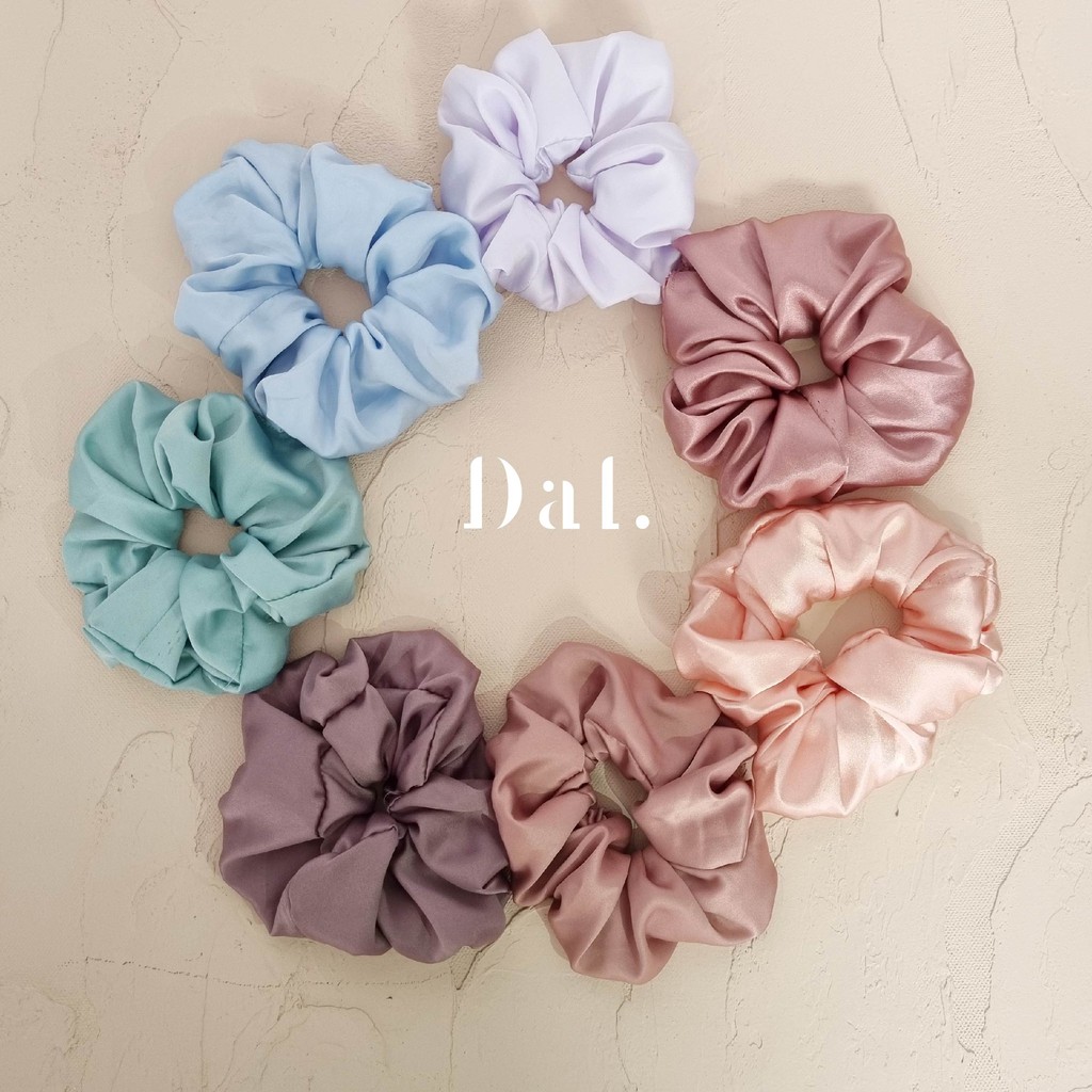 Jual Ikat rambut bahan kain satin medium korean Scrunchie kunciran ...