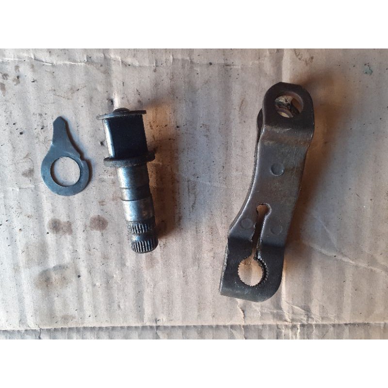 Jual paha rem breket rem belakang spin 125 skydrave skywave hayate | Shopee Indonesia