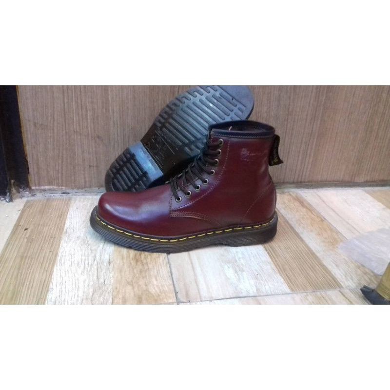 Jual sepatu DOCMART boots | Shopee Indonesia