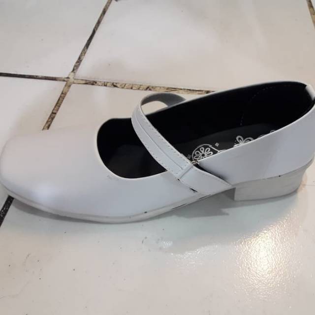 Jual Sepatu perawat wanita dokter dan bidan | Shopee Indonesia