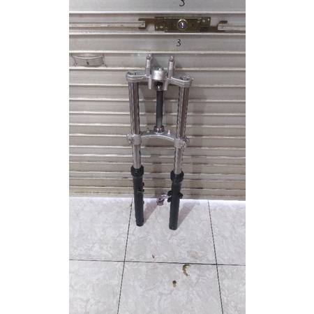 Jual skok ninja rr serpico kaliper kiri kidal Gorilla Hitam ...