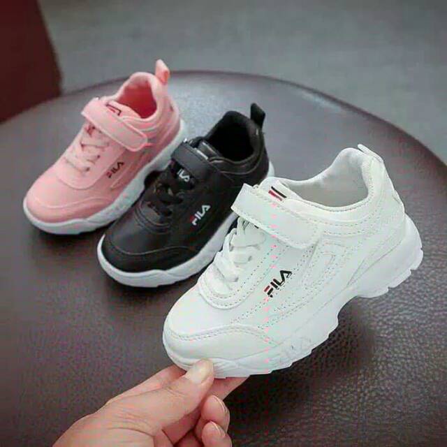 Jual Sepatu Anak Sekolah Sneakers Anak sport perempuan dan laki-laki ...