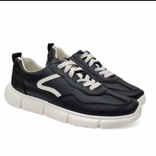 Jual Sepatu sneakers pria | Shopee Indonesia