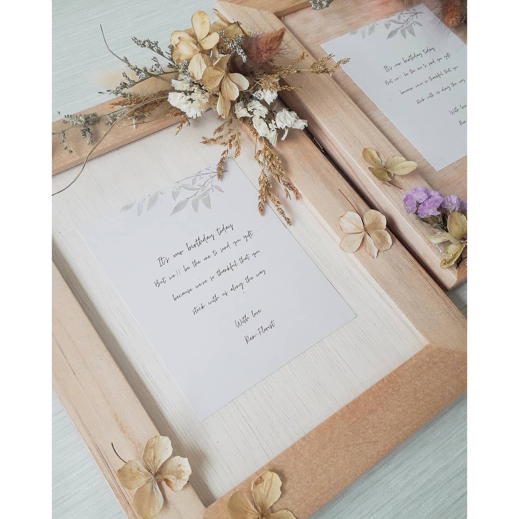 Jual Clara Frame - Premium Flower Frame - Bunga Kering - Hadiah Wisuda ...