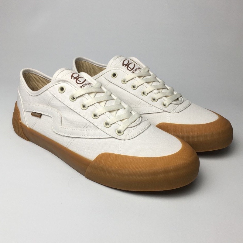 Jual Sepatu patrobas equip low white gum | Shopee Indonesia