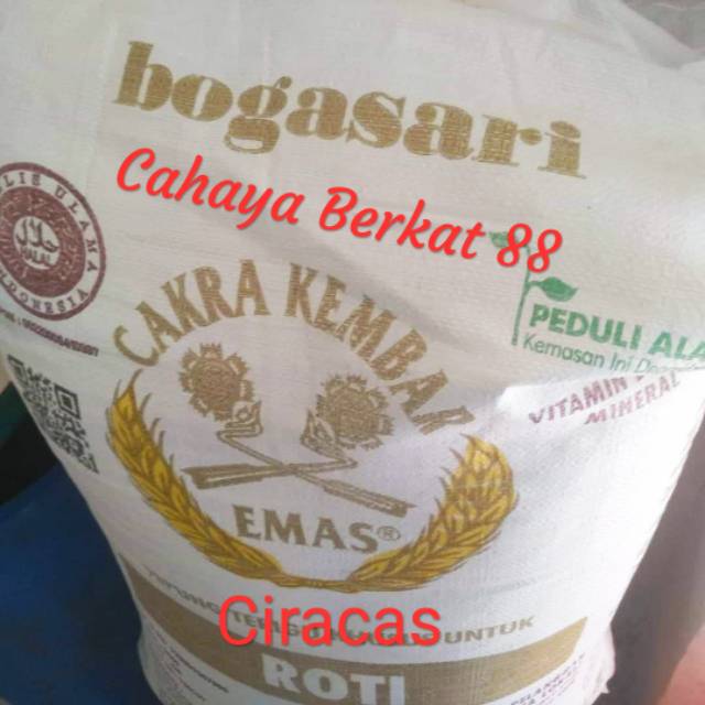 Jual TEPUNG CAKRA 1KG KEMBAR EMAS CURAH KILOAN REPACK TERIGU ROTI KG ...