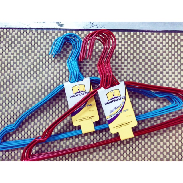 Jual Hanger / gantungan baju kawat coating plastik | Shopee Indonesia