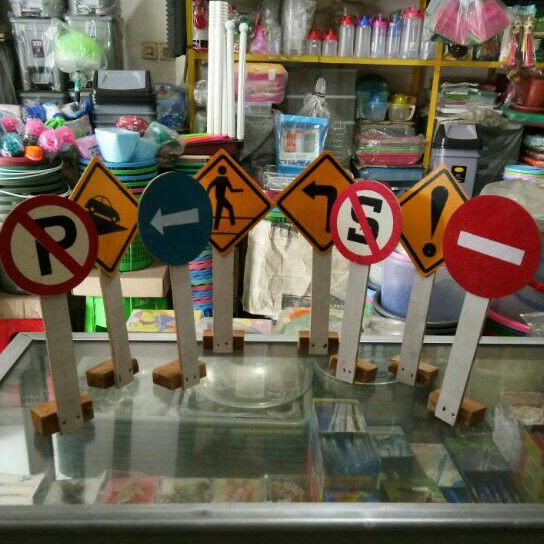 Jual Mainan Anak Edukatif Alat Peraga Rambu Rambu Lalu Lintas | Shopee ...