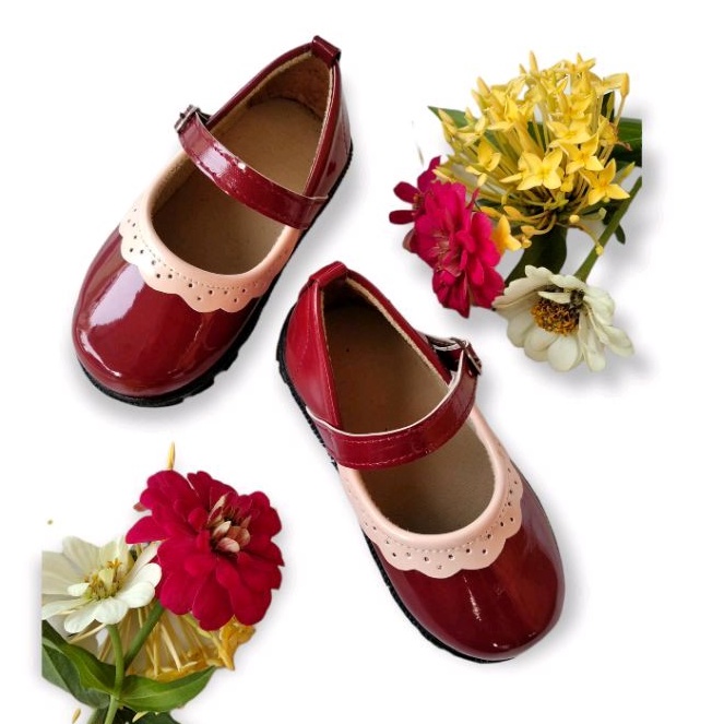 Jual Sepatu Anak Perempuan Domart Glossy Docmart Loafers Sepatu Pesta ...