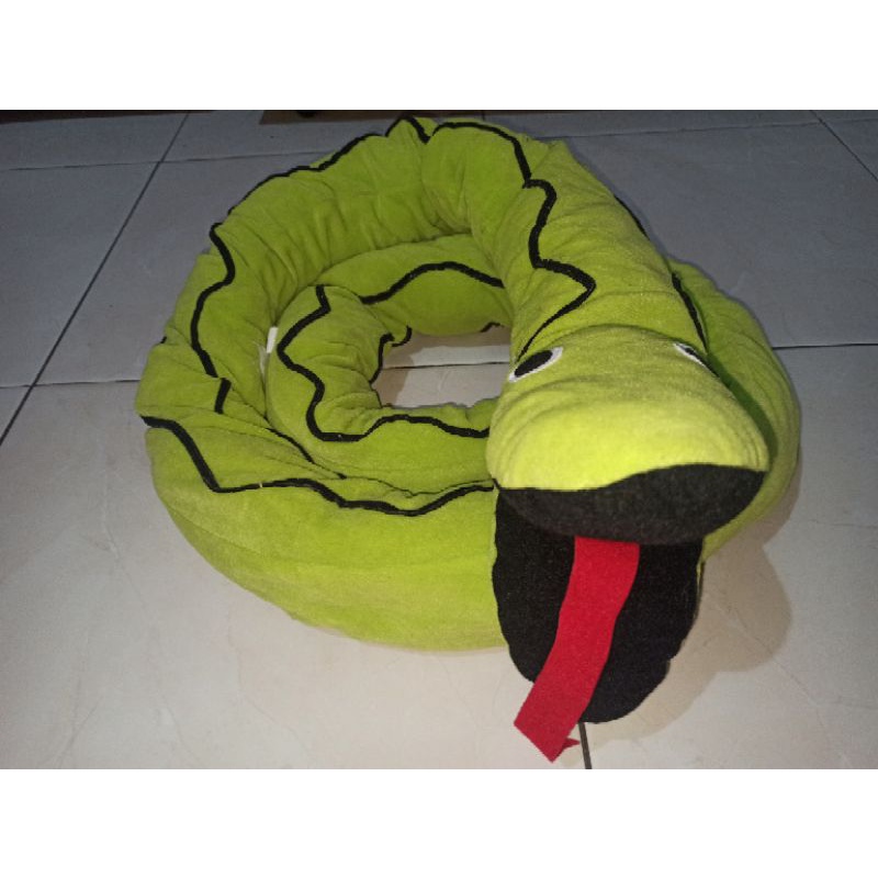 Jual Boneka berbentuk ular (preloved) | Shopee Indonesia