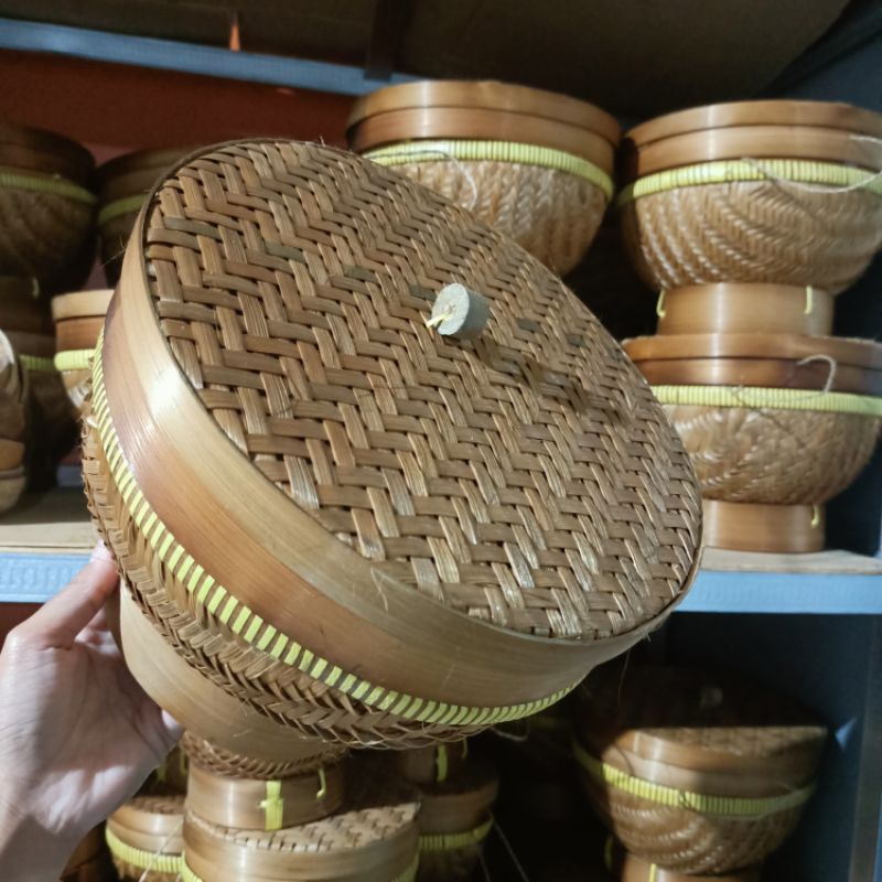 Jual Ceting Bambu wadah nasi bambu asap UK Besar dia 25 T 17cm | Shopee ...