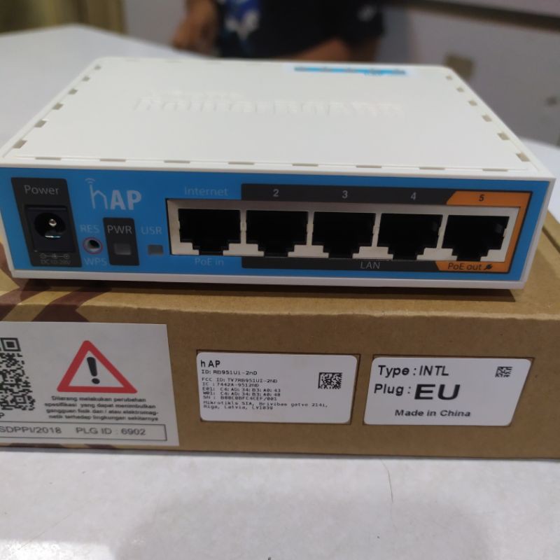 Jual Router Wifi Mikrotik RB951Ui - 2nD HAp Series | Shopee Indonesia