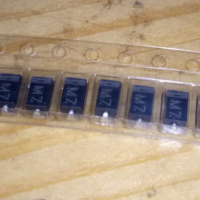 Jual Dioda M7 1N4007 IN4007 SMD 1A Rectifier Diode 700V | Shopee Indonesia