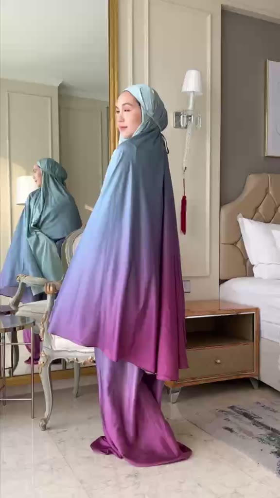 Jual ITSMOSTLY - Aurora Prayer Set (Mukena Silk Gradasi Viral) | Shopee ...