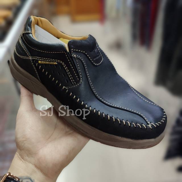 Jual SEPATU KANGAROO 9720 HITAM DAN COKELAT | Shopee Indonesia