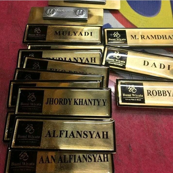 Jual Name Tag Papan Nama Nama Dada Name Tag Guru Name Tag Siswa Name ...