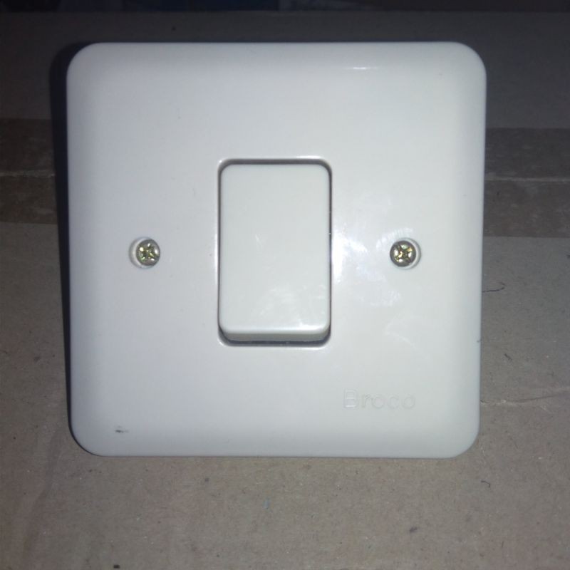 Jual IB saklar engkle broco tanam/nempel | Shopee Indonesia