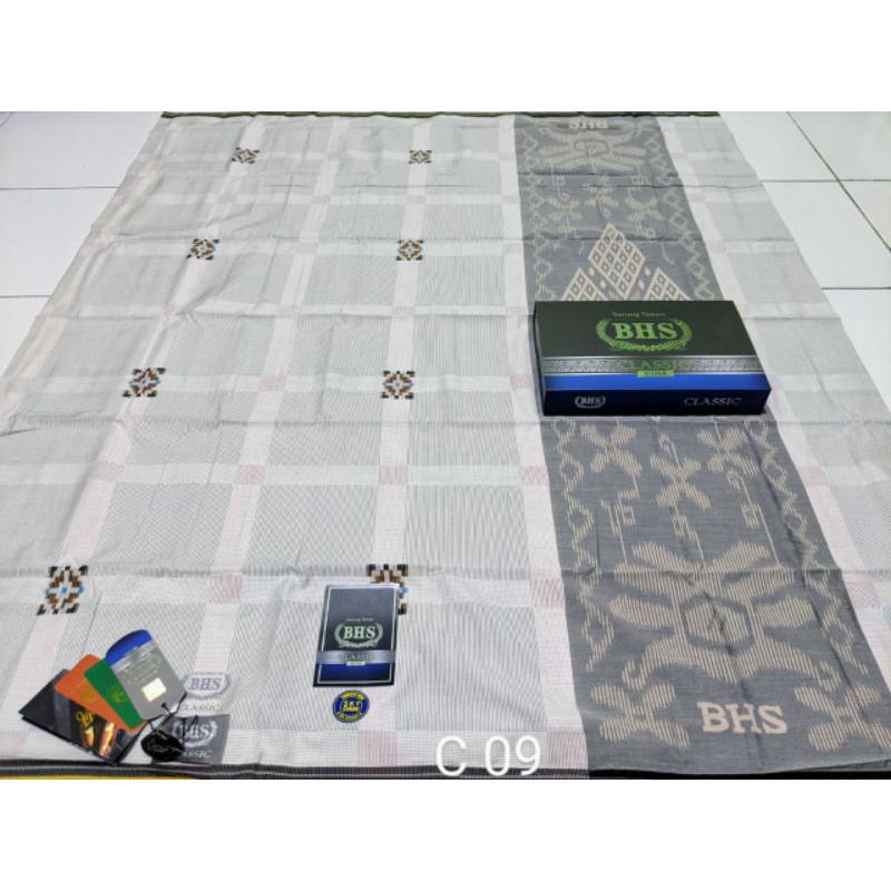 Jual Sarung BHS classic klasik silver SKT DAM | JSK JSG JGM Songket ...
