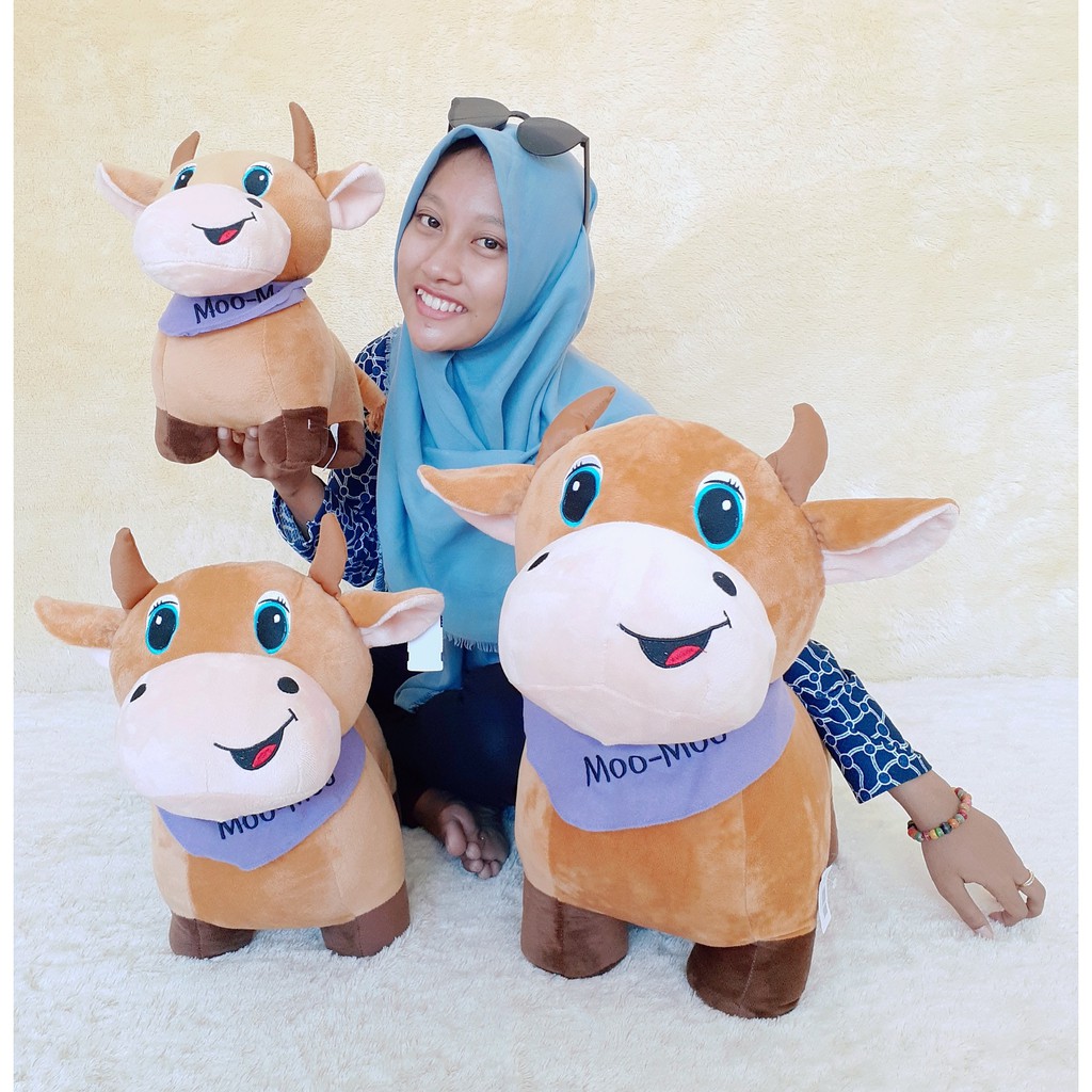 Jual Boneka Sapi dengan Syall, STANDING COW With Syall, Ukuran Jumbo ...