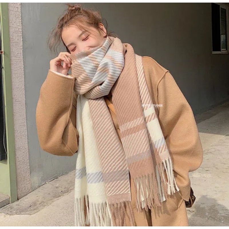 Jual LONG SCARF SYAL SELENDANG WINTER MUSIM DINGIN | Shopee Indonesia