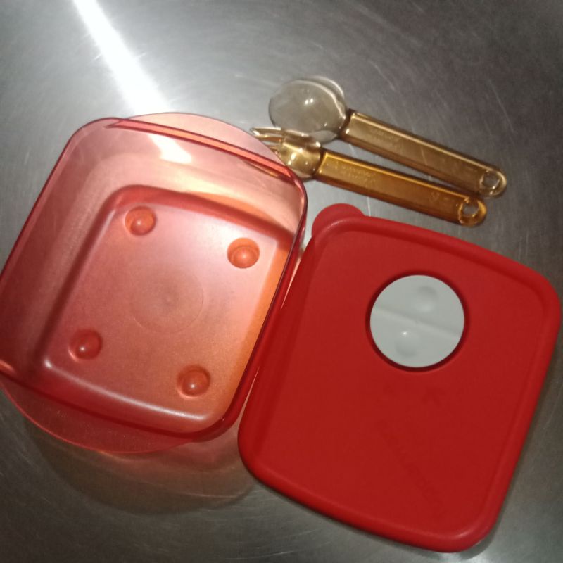 Jual Tupperware Crystal microwave lunch set 600ml | Shopee Indonesia