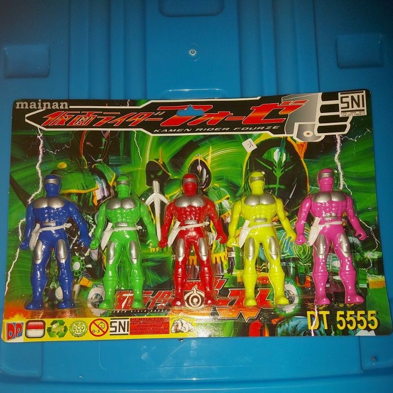 Jual mainan Kamen Rider Fourze isi 5 karakter | Shopee Indonesia