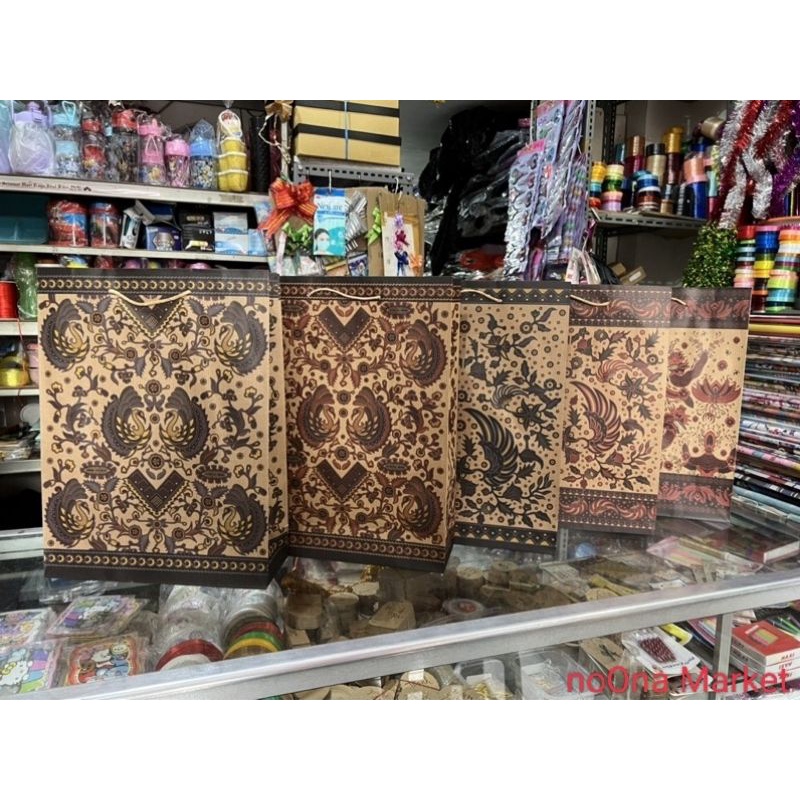 Jual Paperbag Batik Kiky Kraft Batik Small / Large / Jumbo | Shopee ...