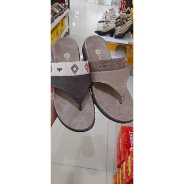 Jual sandal jepit merk triset original | Shopee Indonesia