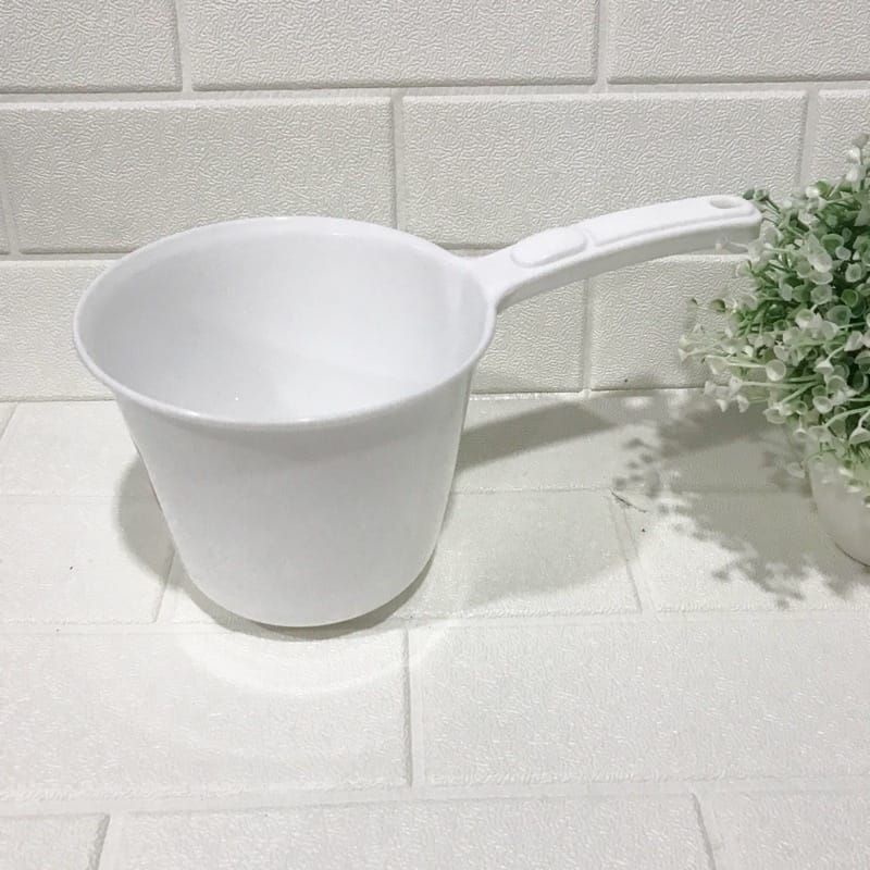 Jual gayung putih aesthetic gayung mandi gayung putih mandi | Shopee ...