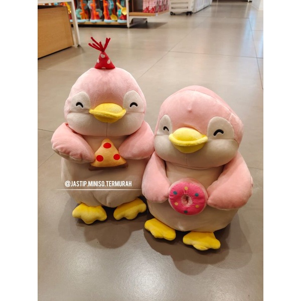 Jual MINISO Boneka PENGUIN PINK JUMBO Party Pizza / Donut (size 33cm ...