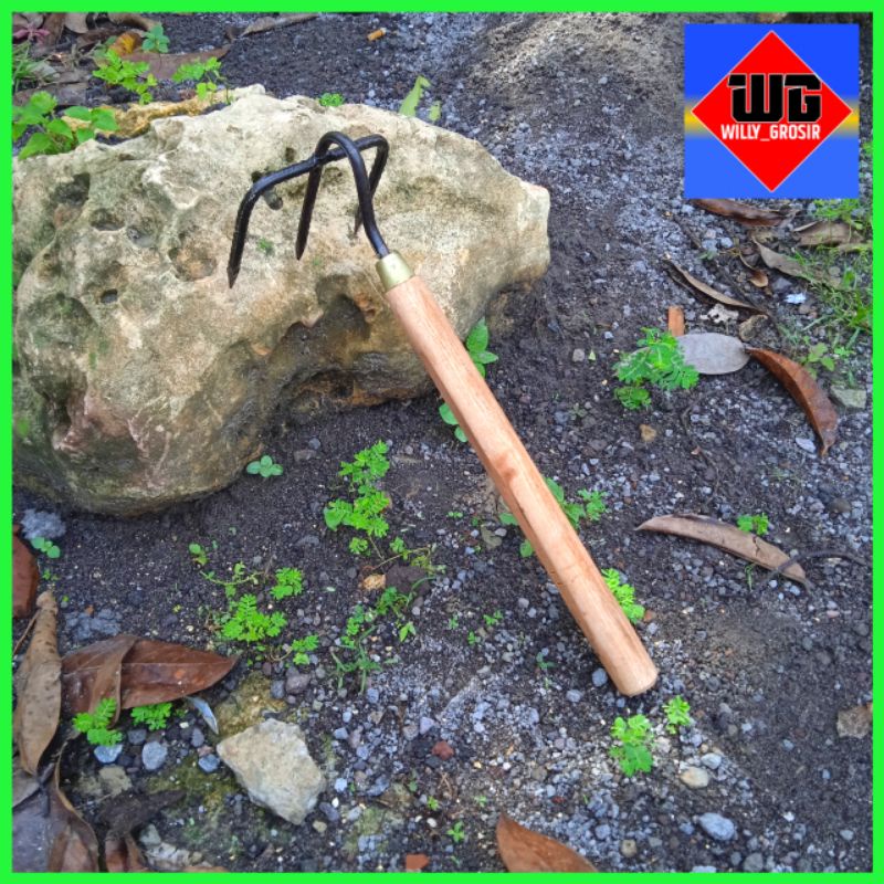 Jual Garuk sampah gagang kayu-garuk sampah bahan baja | Shopee Indonesia