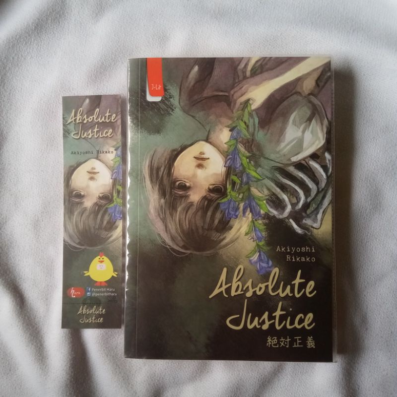 Jual Preloved Novel Absolute Justice - Akiyoshi Rikako (cover hitam ...