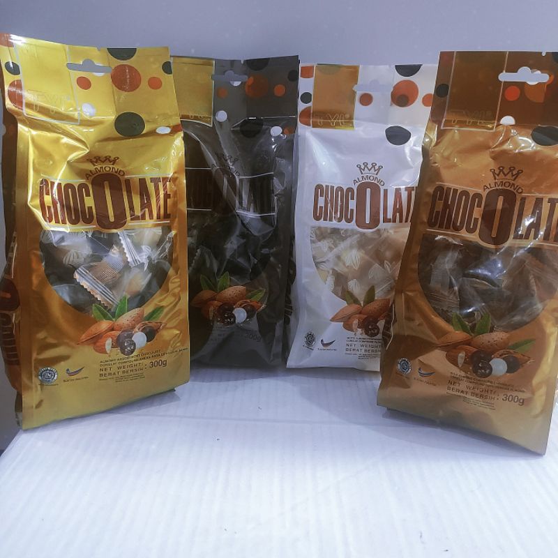 Jual almond choco milk almond / almond assortment Choco/ white Choco ...