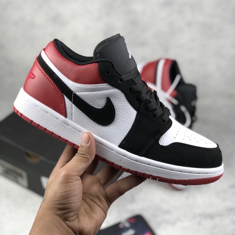 Jual Sepatu Nike Air Jordan 1 Low Black Toe Merah Putih | Shopee Indonesia