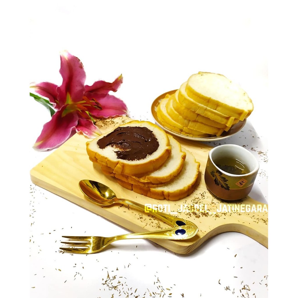 Jual Roti Tawar Bulat - Toko Roti Gelora Bakery | Shopee Indonesia