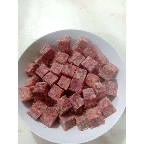Jual Daging Sapi Saikoro Meat Kingdom / Beef Cube Saikoro Meat Kingdom ...