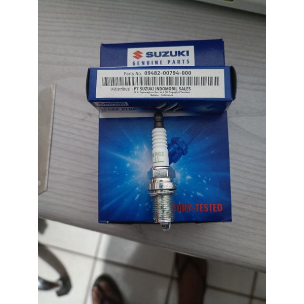 Jual Busi Spark Plug tipe Baleno APV Futura Injeksi NGK BKR6E | Shopee Indonesia