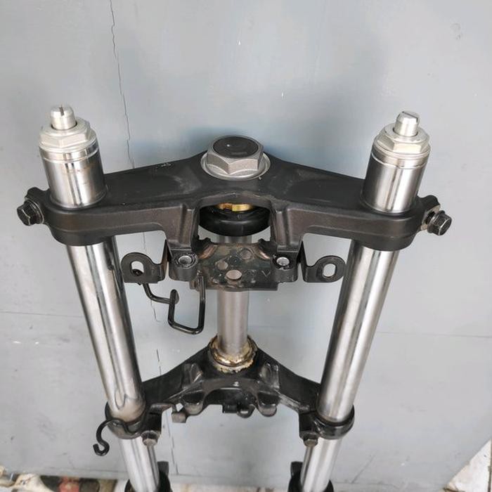 Jual FRONT SHOCK STEERING STEEM SHOCK DEPAN T ATAS BAWAH SHOCKBREAKER ...
